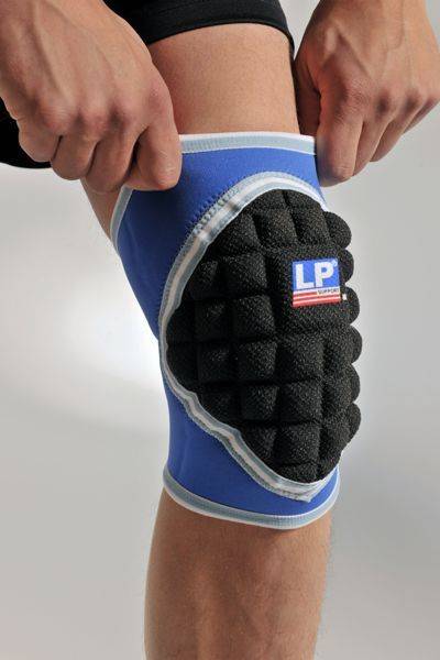 Knee protectors allowed? | The Rugby Forum
